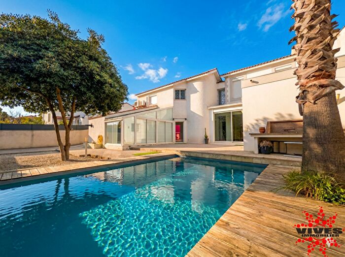 Maison à vendre - Béziers, Champ de Mars - 5 pièces - 3 chambres