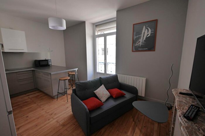 Appartement à louer - Angers, Centre-ville, La Fayette - 4 pièces - 3 chambres