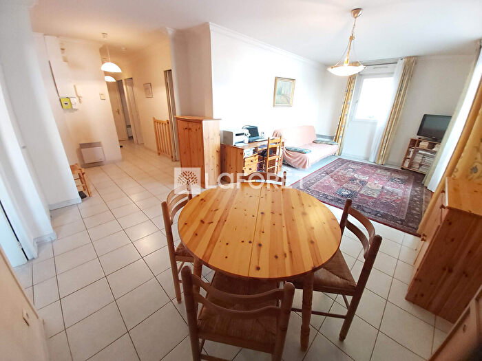 Appartement à vendre - Villemomble, Centre-ville, Orangerie - 4 pièces - 3 chambres
