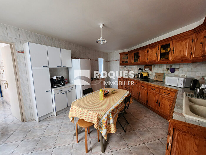 Appartement à vendre - Lodève - 5 pièces - 4 chambres