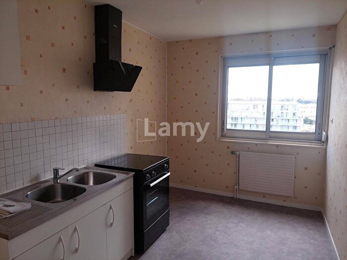 Appartement à louer - Pres Saint Jean Lac, Chalon-sur-Saône - 2 pièces - 1 chambre
