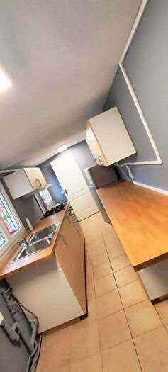 Maison à louer - Flers-en-Escrebieux - 4 pièces - 2 chambres