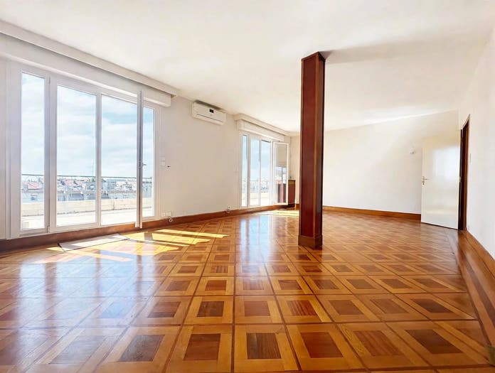 Appartement 5 pièces à Nice, Valrose, à vendre