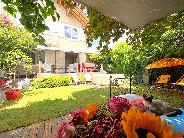 Meythet - Maison 9 pièces à vendre
