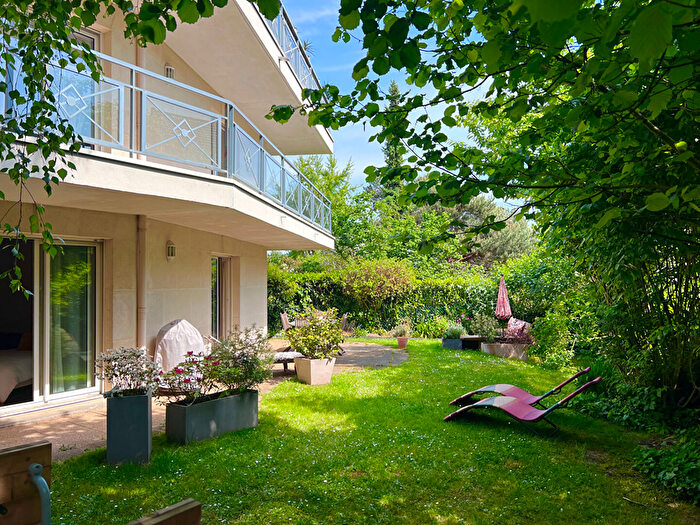 Appartement 4 pièces à vendre à Le Plessis-Robinson, Cité Basse