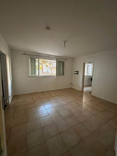 Appartement à louer - Avignon, Croix des Oiseaux - 2 pièces - 1 chambre