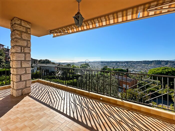 Maison à vendre - Nice, Saint-Antoine - 7 pièces - 5 chambres