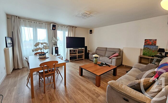 Appartement à vendre - Lannemezan - 4 pièces - 3 chambres