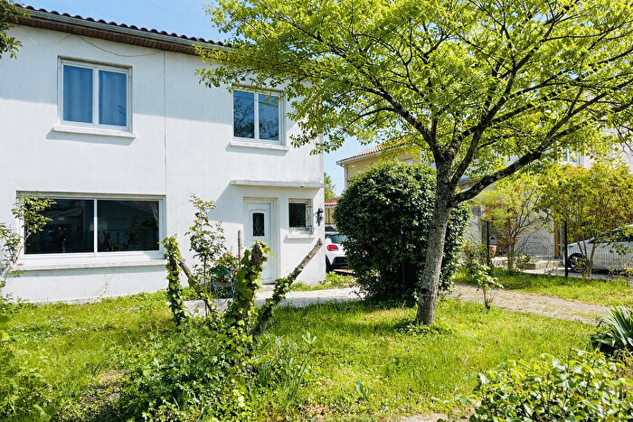 Maison à vendre - Bruges, Clavière, Peyot - 6 pièces - 4 chambres