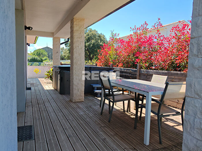 Maison à vendre - Prunelli-di-Fiumorbo - 4 pièces - 3 chambres