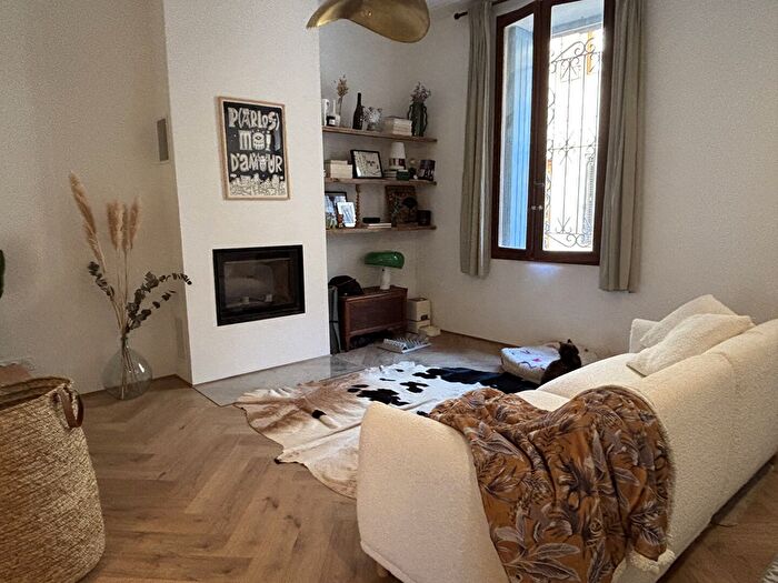 Maison à vendre - Arles, Centre-ville - 5 pièces - 4 chambres