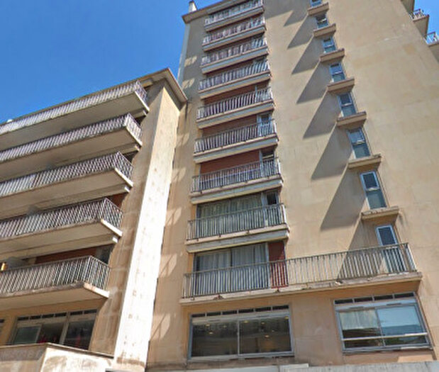 Appartement à louer - Paris e  - 1 pièce