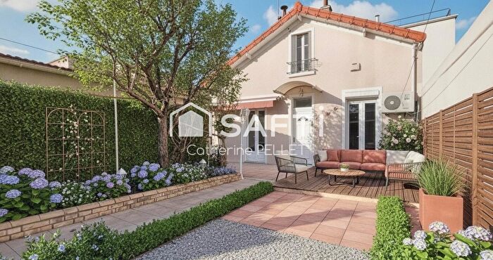Ivry-sur-Seine, Monmousseau, Verollot : Maison 6 pièces à vendre