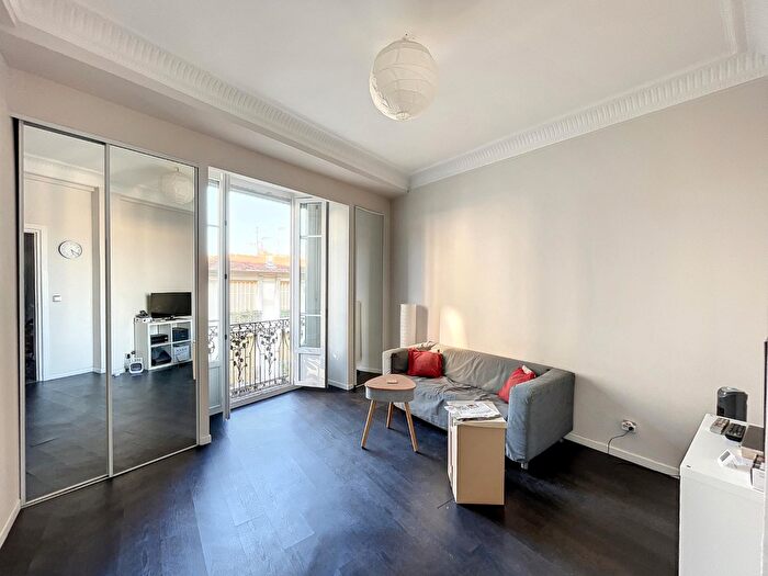 Appartement à louer - Nice, Parc Impérial, Le Piol - 3 pièces - 2 chambres