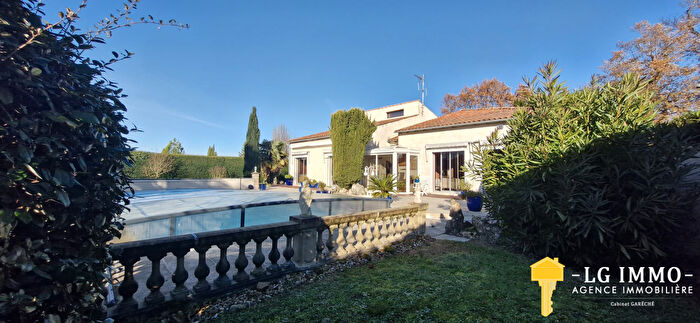 Maison à vendre - Mortagne-sur-Gironde - 3 pièces - 2 chambres