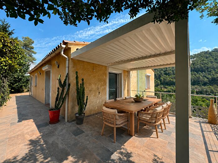 Maison 5 pièces à vendre à Solliès-Toucas