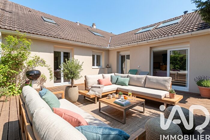 Maison 10 pièces à vendre à Les Loges-en-Josas
