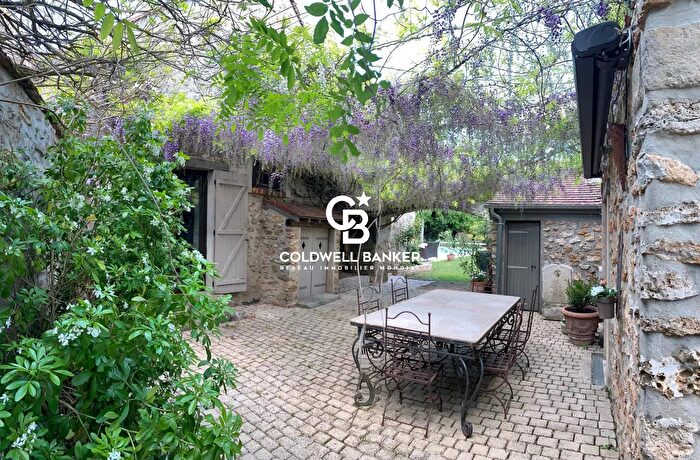 Maison à vendre - Pringy - 15 pièces - 7 chambres