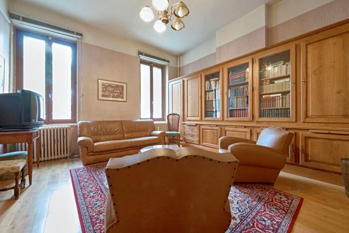 Maison à vendre - Albi, Centre-ville - 8 pièces - 6 chambres