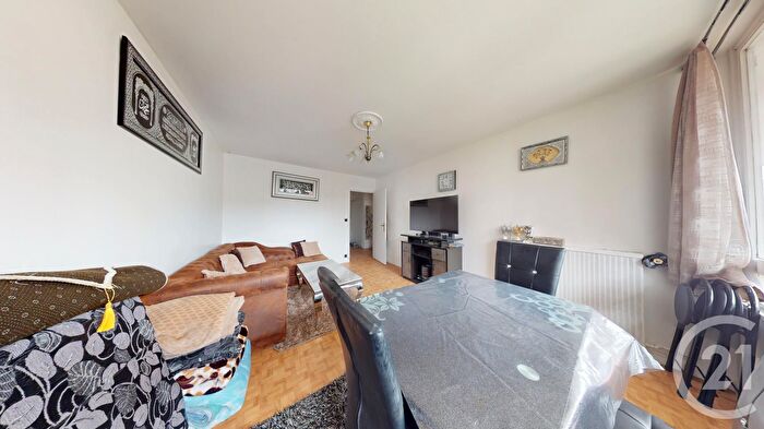 Appartement à vendre - Aubervilliers, Villette, Quatre-Chemins - 3 pièces - 2 chambres