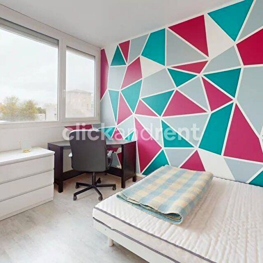 Appartement à louer - Poste Mairie, Talence - 4 pièces - 3 chambres