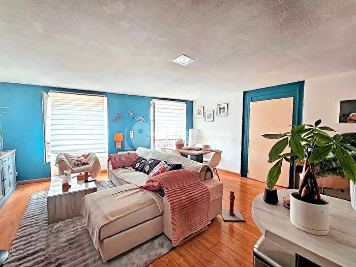 Appartement à vendre - Tarascon, Centre-ville, Château, Condamine - 3 pièces - 2 chambres