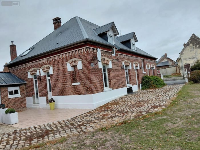 Maison 7 pièces à vendre à Sissy