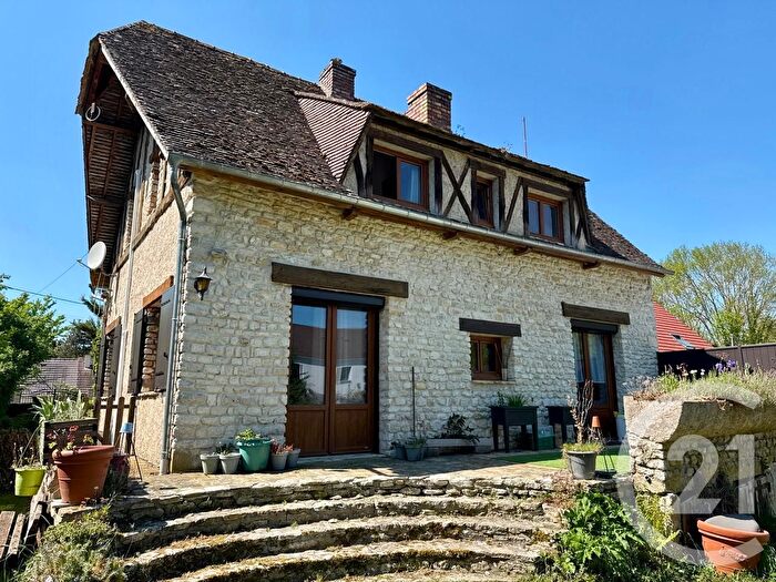 Maison à vendre - Gilles - 5 pièces - 4 chambres