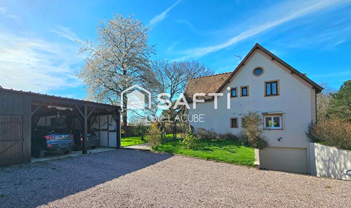 Maison 7 pièces à Gambais, à vendre