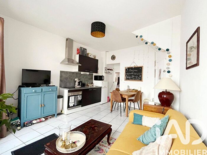 Sainte Anne-Faubourg, Amiens : Maison 3 pièces à louer