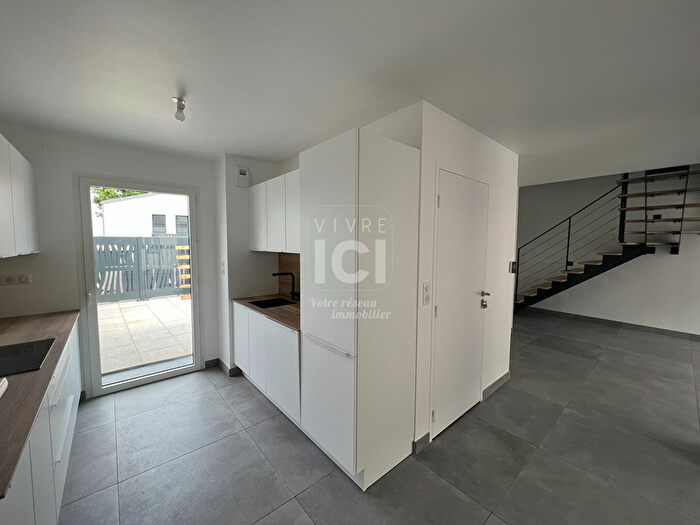 Appartement à louer - Carquefou, Centre-ville, Charbonneau, Châteaubriand, Bois Saint-Lys - 4 pièces - 2 chambres