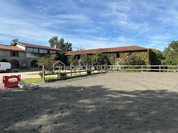 Maison à vendre - Toulouse, Saint-Sernin - 11 pièces