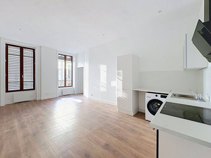 Appartement 2 pièces à Lyon 2ème arrondissement, à louer