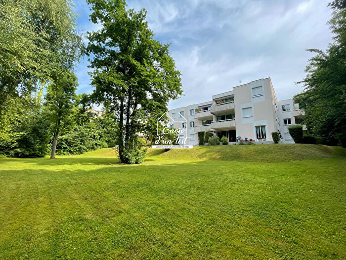 Appartement à vendre - Bois-Guillaume - 4 pièces - 3 chambres