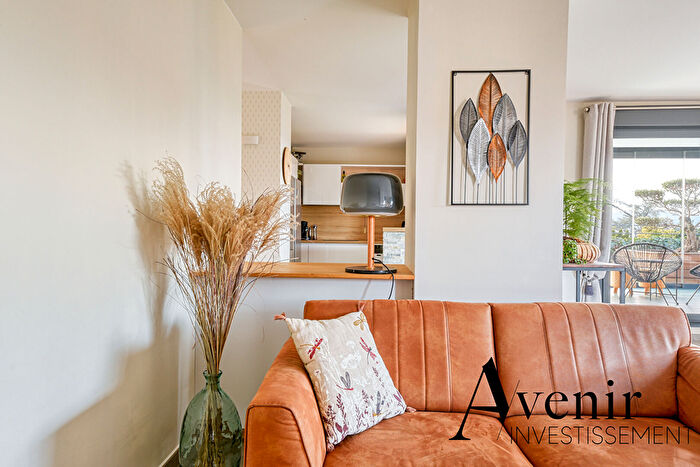 Appartement à vendre - Lyon e , Ménival, Battières, La Plaine - 5 pièces - 4 chambres