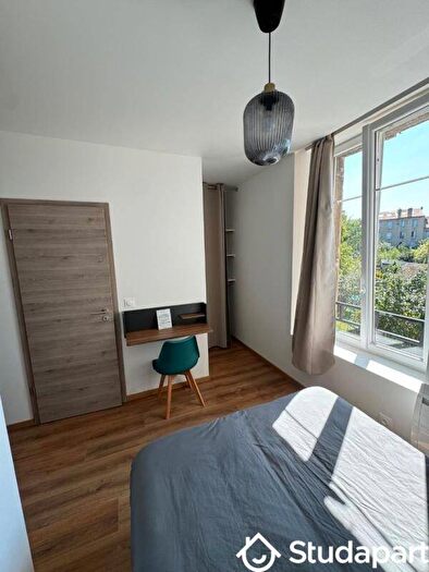 Appartement à louer - Tourtel, Vand uvre-lès-Nancy - 1 pièce - 5 chambres