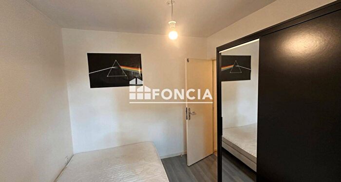Bras de Fer-Tourelles, Évry-Courcouronnes : Appartement 1 pièce à louer