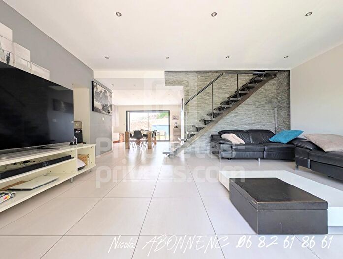 Le Gua - Maison 8 pièces à vendre