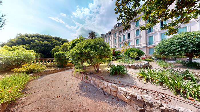 Appartement à vendre - Menton, Hôtel de Ville, Vieille Ville, Musée, Madone, Carnolès - 1 pièce