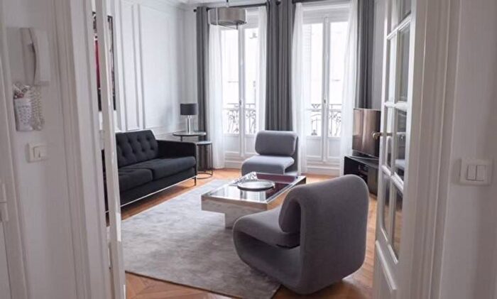 Appartement à louer - Courcelles-Wagram, Paris ème arrondissement - 5 pièces - 3 chambres