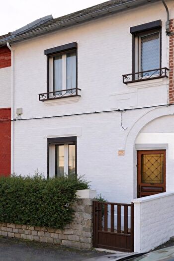 Maison à vendre - Saint-Quentin, Saint-Martin, Oëstres - 5 pièces - 3 chambres