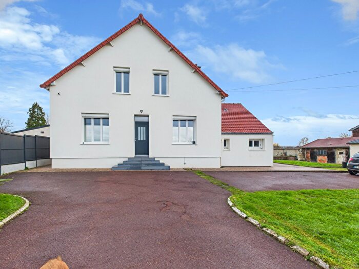 Maison à vendre - Lassigny - 6 pièces - 4 chambres