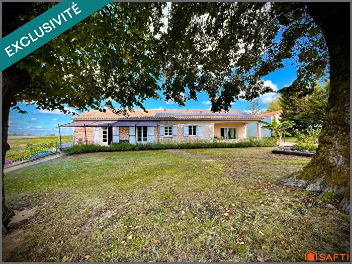 Maison à vendre - Châteauneuf-sur-Charente - 8 pièces - 6 chambres