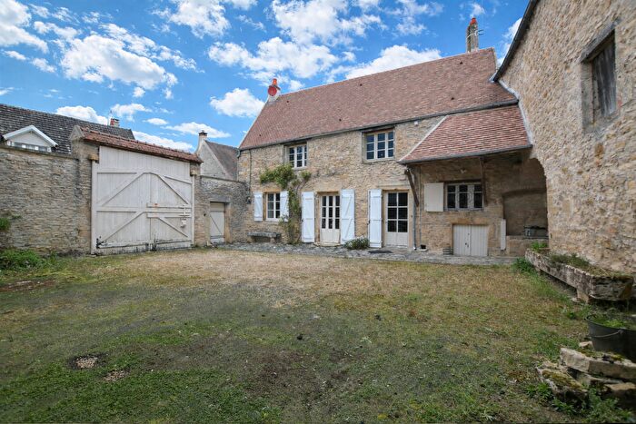 Maison à vendre - Asquins - 7 pièces - 4 chambres