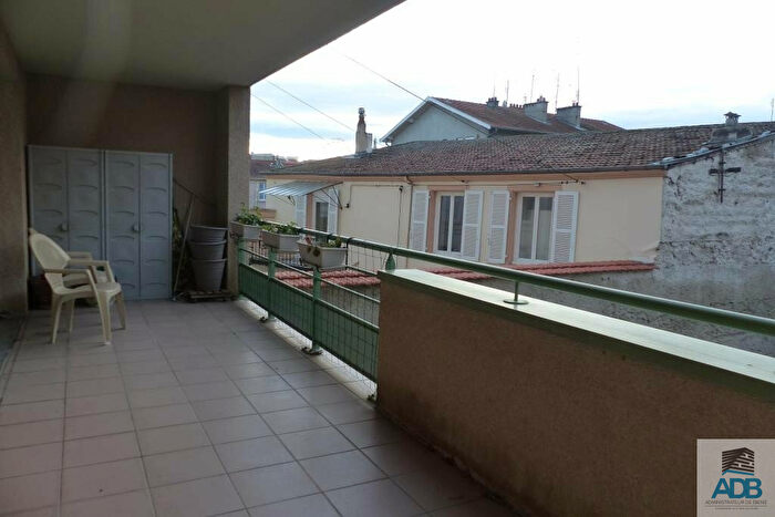 Roanne, Centre-ville, Varenne : Appartement 3 pièces à louer