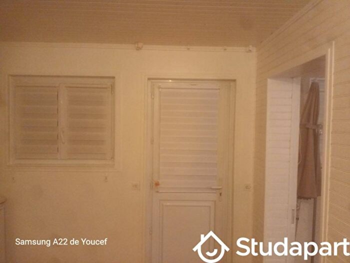 Appartement à louer - Le Village-Les Pres, Éragny - 1 pièce