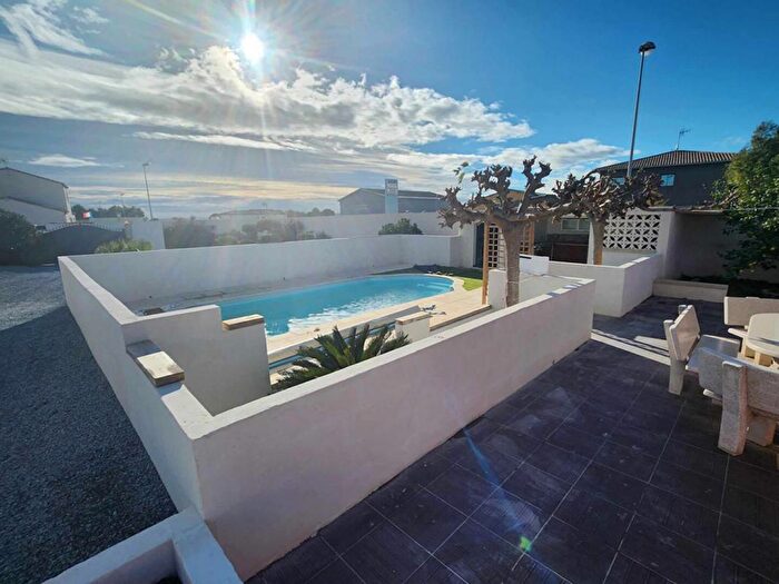 Maisons à vendre et appartements à louer - 1