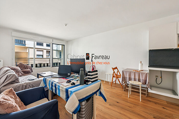 Appartement à vendre - Thiais, Belle Epine - 2 pièces - 1 chambre