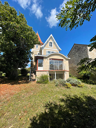 Maison à vendre - Carrières-sous-Poissy, Saint-Louis, Champfleury - 8 pièces - 5 chambres