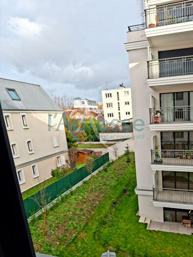 Suresnes, Centre-ville - Appartement 4 pièces à vendre